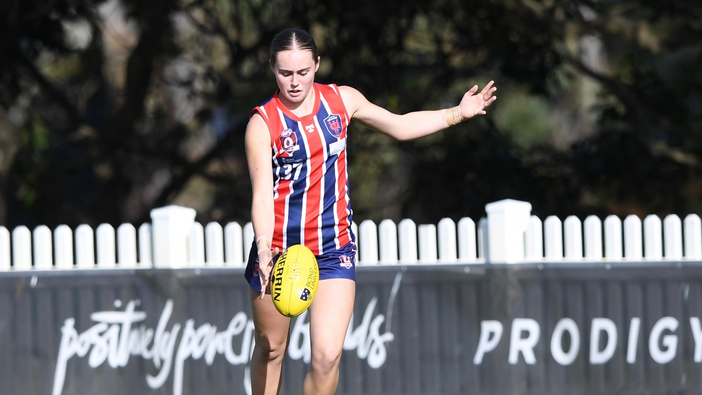 2025 BOND UNIVERSITY QAFLW ROUND 15: TEAM LISTS - Play AFL